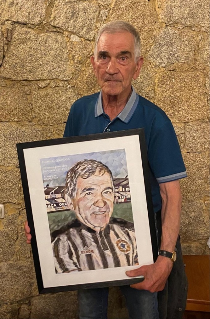 Manuel Gamboa homenageado por equipa de juniores do Varzim de há 40 ...